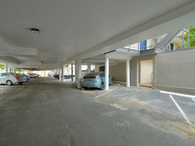 Sandpiper Apartments 2 Bedroom Apartment for Rent at 2810 Rio Grande St, Austin, TX 78705 West University