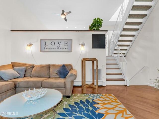 Sandpiper Ln, Sea Bright, Home For Sale