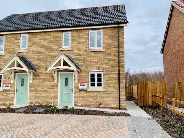 Sandpiper Lane, Heron Park, 2 Bedroom House