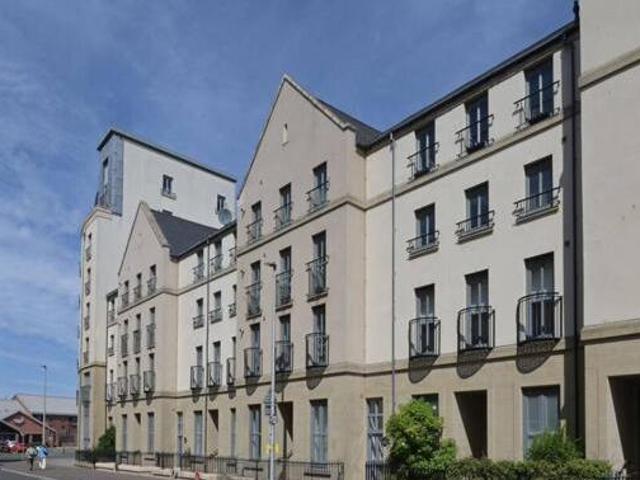 / Sandpiper Road, Newhaven, 2 Bedroom Flat