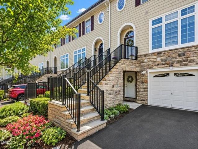 Sandra Ct Unit,old Bridge, Condo For Sale