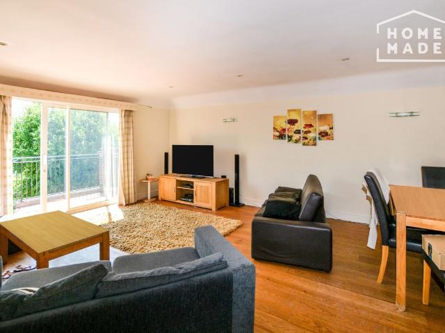 Sandringham Court, Westleigh Avenue, Putney SW15, 3 bed flat to rent, £3,200 pcm | PrimeLocation