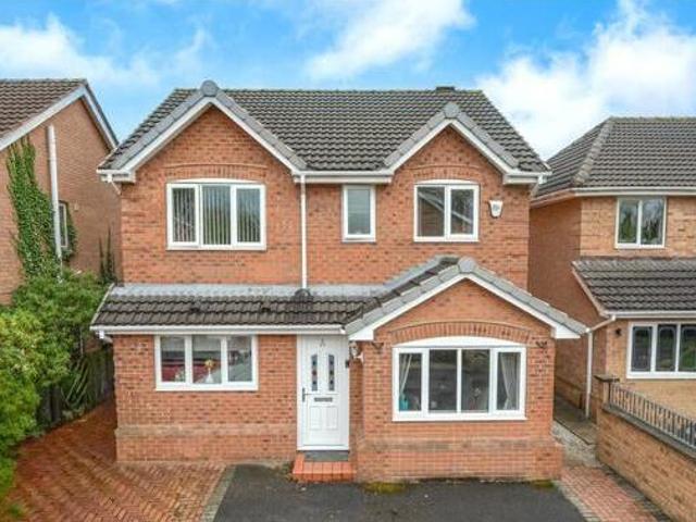 Sandringham Close, Morley, 4 Bedroom Detached