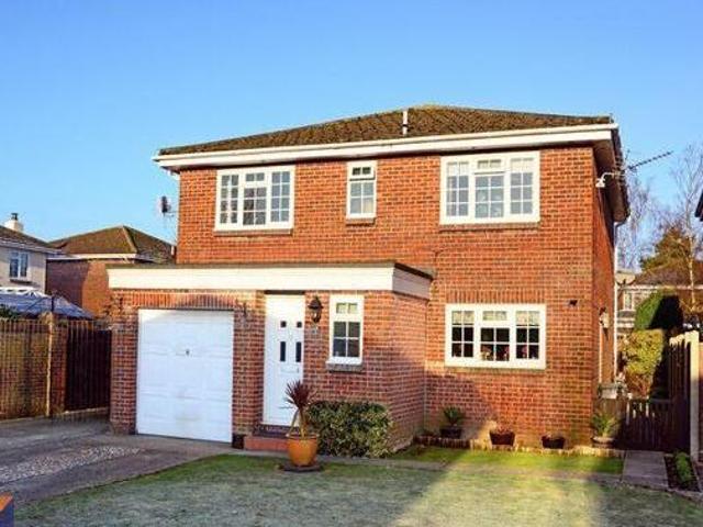 Sandringham Close, Muscliff, 4 Bedroom Detached