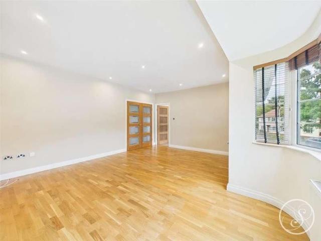 Sandringham Drive, Leeds, LS17