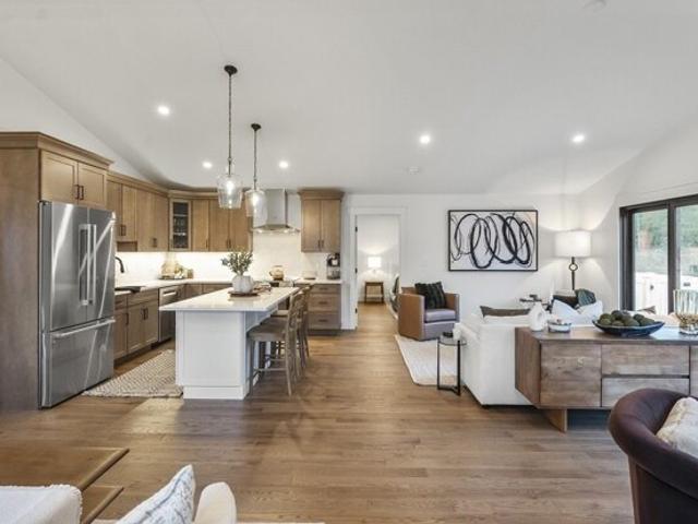 Sandwich Rd Apt,plymouth, Condo For Sale