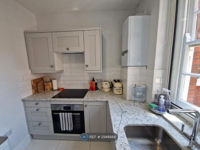 Sandwich Street, London WC1H, 1 bed flat to rent, £2,500 pcm | PrimeLocation