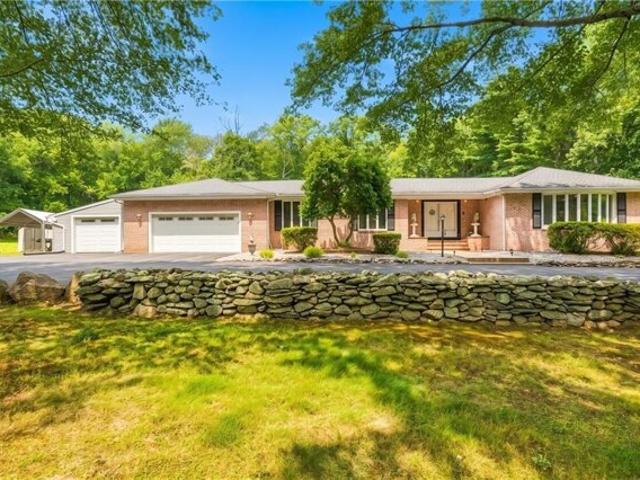 Sandy Brook Rd, Glocester, Home For Sale