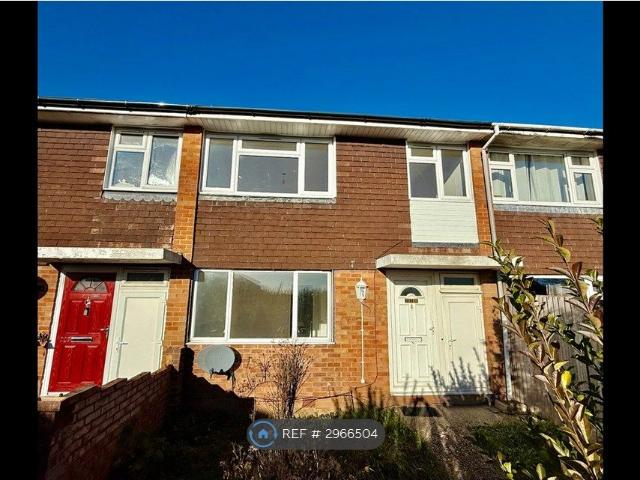Sandy Hill Road, Farnham GU9, 4 bed shared accommodation to rent, £2,495 pcm | PrimeLocation