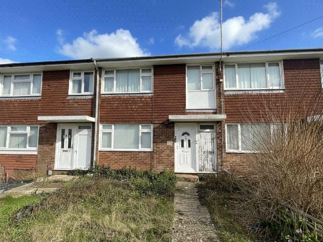 Sandy Hill Road, Farnham, Surrey, Surrey GU9, 5 bed shared accommodation to rent, £3,000 pcm | PrimeLocation