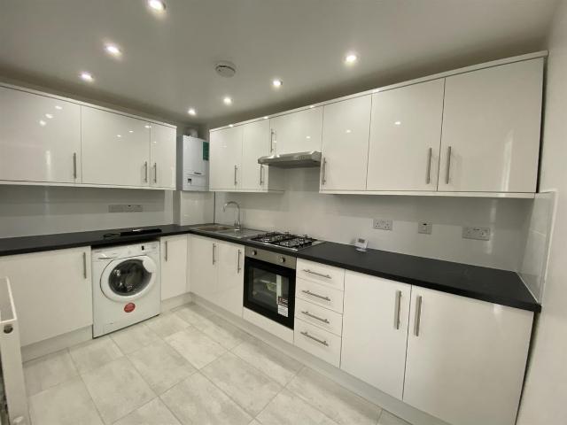 Sandy Hill Road, London SE18, 2 bed maisonette to rent, £2,300 pcm | PrimeLocation