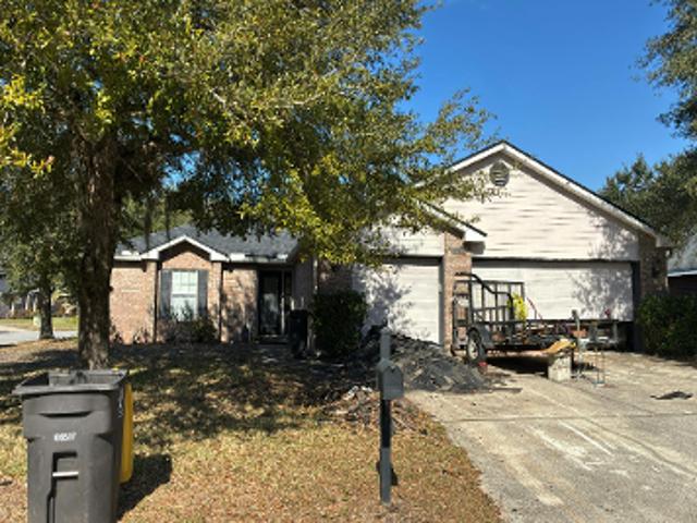 Sandy Oaks Dr