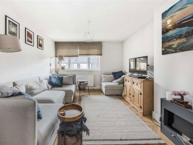 Sandycombe Road, TW9, London