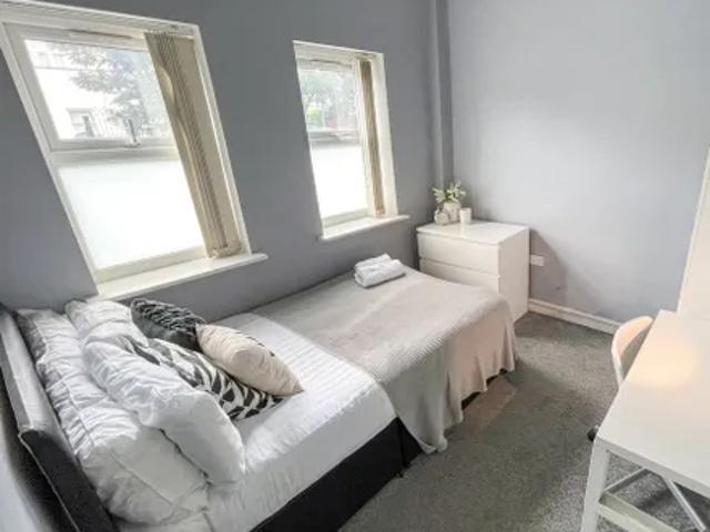 Sanfex African Hotspot, Prescot Road, Liverpool, L7 0LD, United Kingdom | 3 bed house for rent #160499227 | Rentberry
