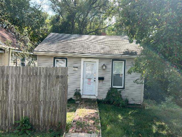 Sanford Ave