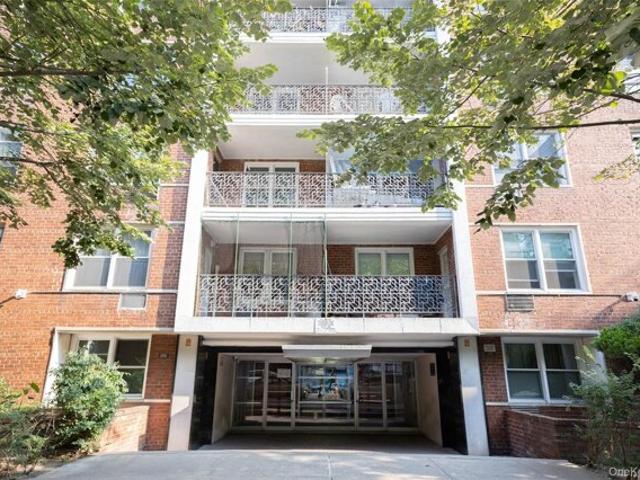 Sanford Ave Unit N, Flushing, Property For Sale