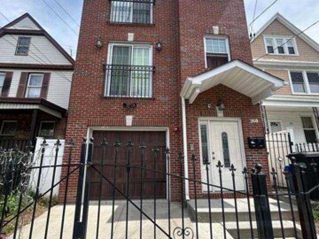 Sanford Ave, Newark, Home For Sale