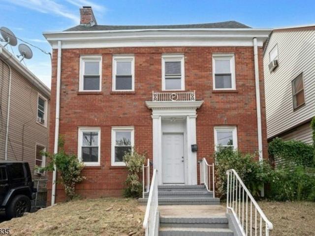 Sanford Ave, Newark, Home For Sale