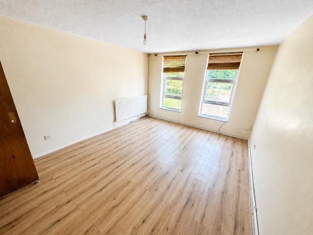 Sanford Walk N16, 3 bed end terrace house to rent, £3,500 pcm | PrimeLocation