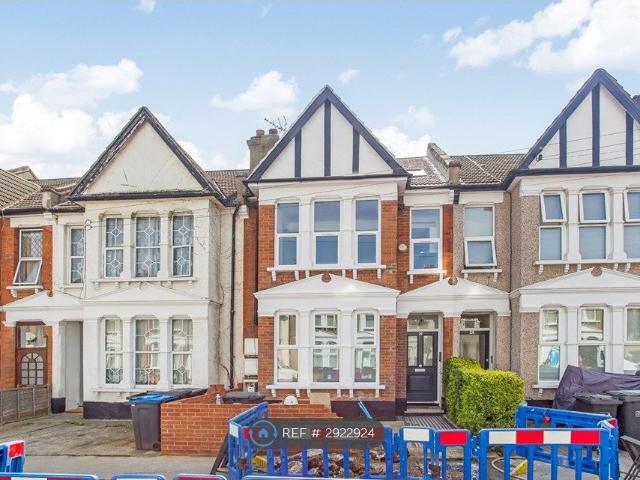 Sangley Road, London SE25, 2 bed flat to rent, £1,600 pcm | PrimeLocation