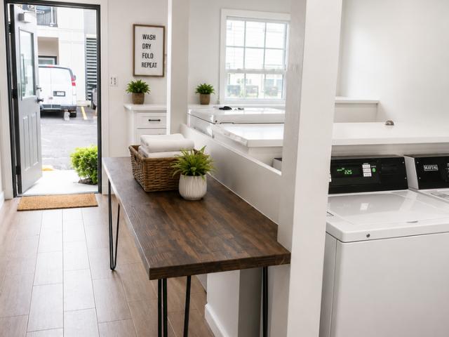 Sangria Park Studio Apartment for Rent at 6855 E Highway 290, Austin, TX 78723 Windsor Park