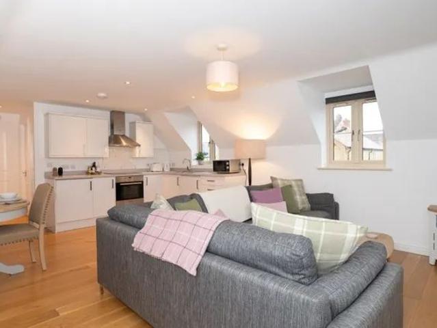Sansoms Court, Woodstock OX20