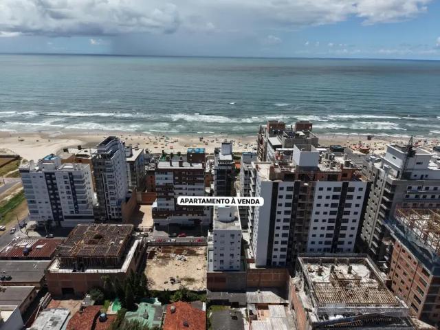 Sacada de frente a uma quadra do mar em Capão da Canoa