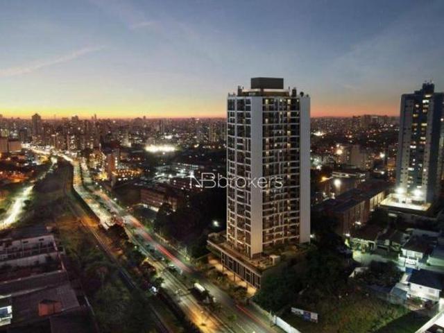 SACADA E ÁREA PRIVATIVA GENEROSA EM UM EMPREENDIMENTO COMPLETO!