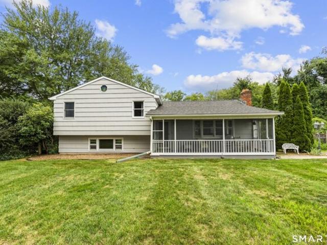 Sachem Dr, North Haven, Home For Sale
