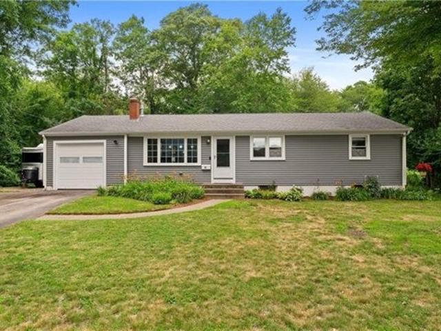 Sachem Rd, North Kingstown, Home For Sale