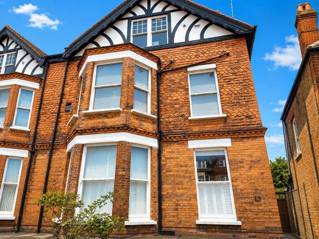 Sackville Road, Hove BN3, 2 bed flat to rent, £1,600 pcm | PrimeLocation
