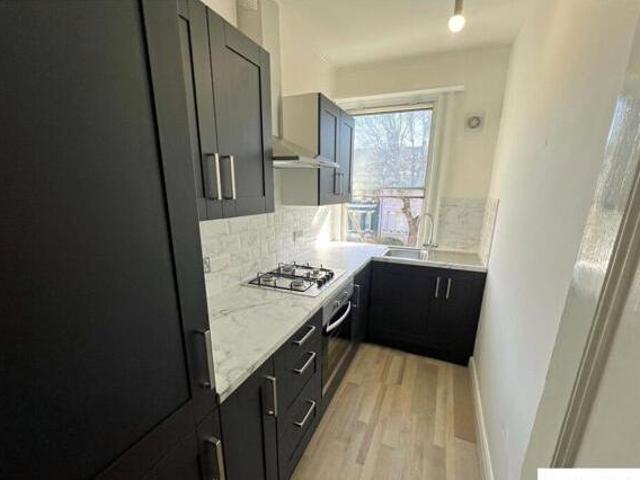 Sackville Road, Hove, 4 Bedroom Apartment