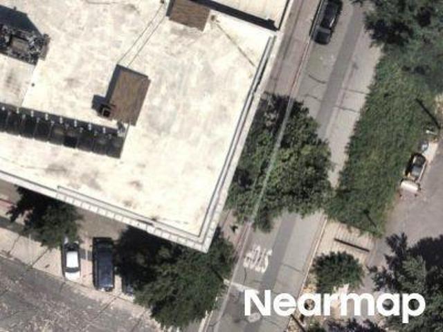 Sacramento Ave
