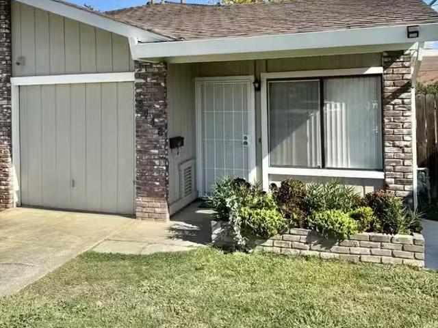 SACRAMENTO, CA Duplex Residential $1,795.00 Available Octo.