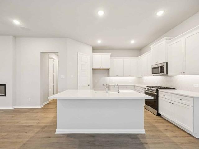 Sacramento Plan Avondale Community