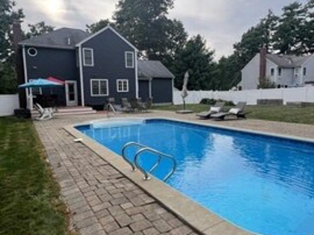 Saddleworth Way, Middleboro, Home For Sale