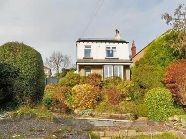 Saddleworth Road, Greetland, 3 Bedroom Detached