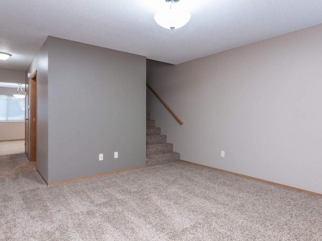 Saddle Creek Townhomes 2 Bedroom Home for Rent at 5415 W 57th St, Sioux Falls, SD 57106