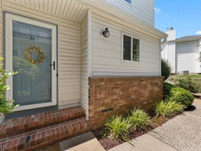 Saddle Ct, Raritan, Condo For Sale
