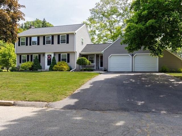 Saddle Dr, Bridgewater, Home For Sale