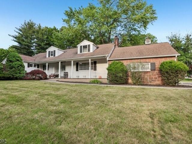 Saddle River Rd # Ro, Woodcliff Lake, Home For Sale
