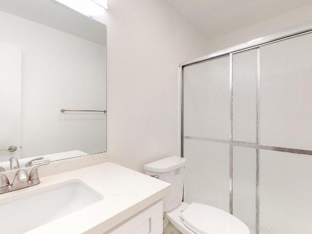Saddleback Ranch Apartments 2 Bedroom Apartment for Rent at 23151 Los Alisos Blvd, Mission Viejo, CA 92691