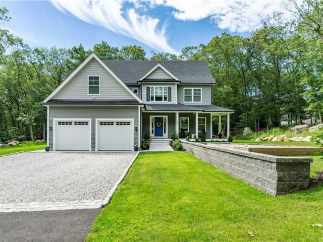 Saddlebrook Dr, Warwick, Home For Sale