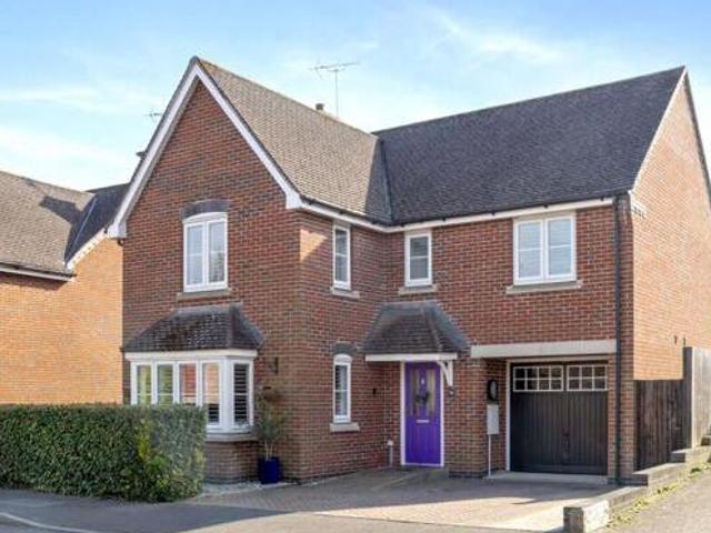 Saddlers Close, Billingshurst, 4 Bedroom Detached