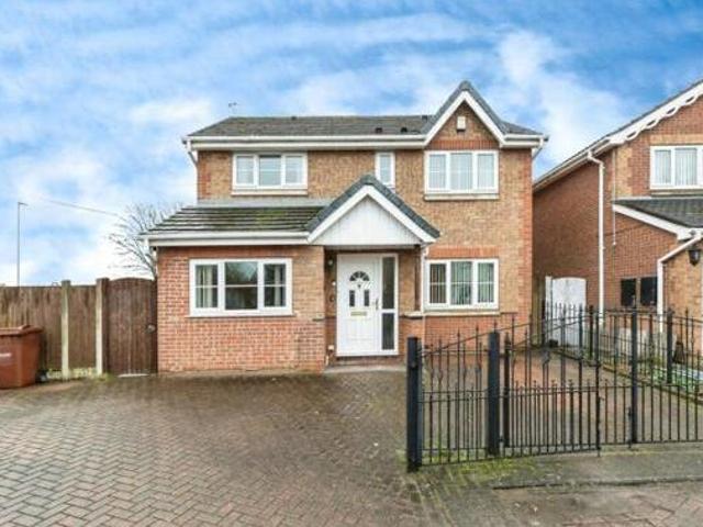 Saddlers Croft, Castleford, 4 Bedroom Detached