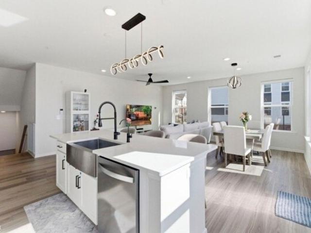 Sadie Cir Apt,union Twp, Condo For Sale