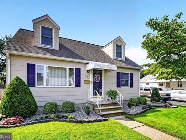 Sadie St, Hamilton, Home For Sale