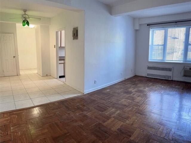 Sadore Ln Apt R, Yonkers, Property For Sale