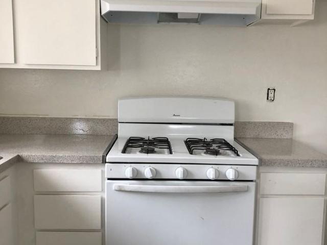 saf2229 1 Bedroom Apartment for Rent at 2229 Franzen Ave, Santa Ana, CA 92705 Cabrillo Park