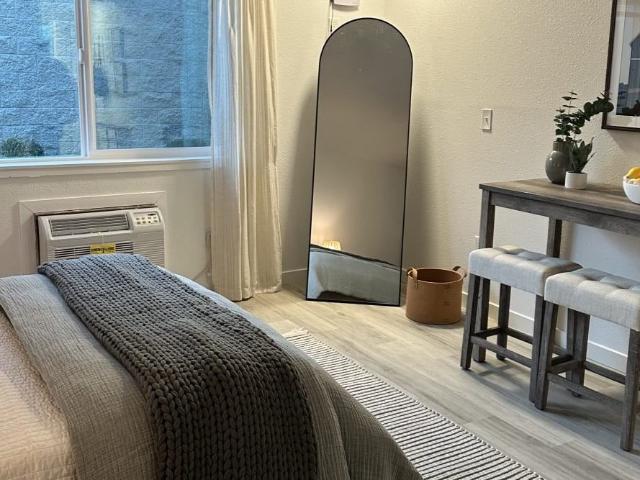 Safe Harbor Apartments Studio Apartment for Rent at 8820 S Hosmer St, Tacoma, WA 98444 South End